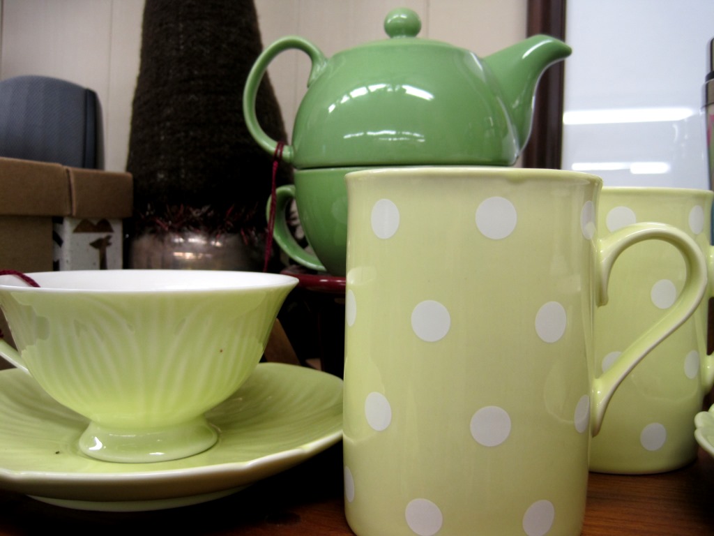 Sweet Bee Buzzings: The Talking Teacup
