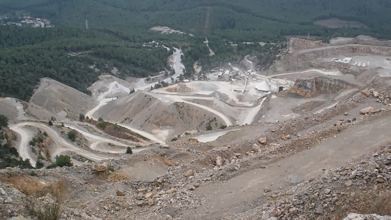 Franclips: BEGUES. TURÓ DEL MONTAU. LA MAÇANA. Ruta de Senderisme.