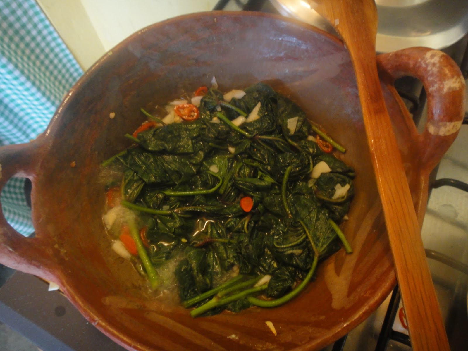 come-se: Folhas de batata doce