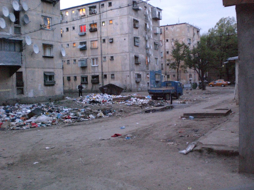 From ghetto... from Bucharest! (2)
