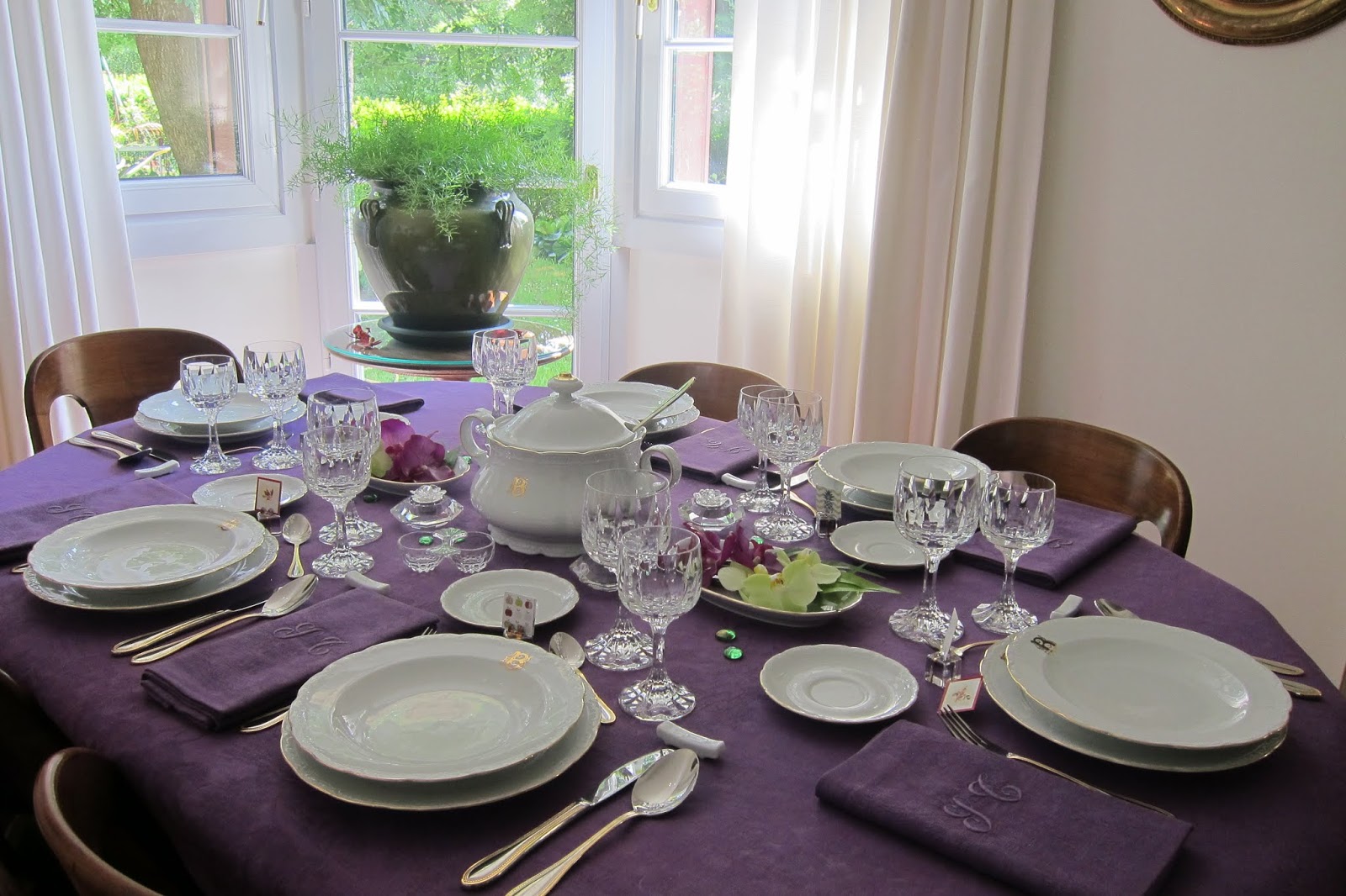 Création Baka Lila: Décoration Table Ultra Violet