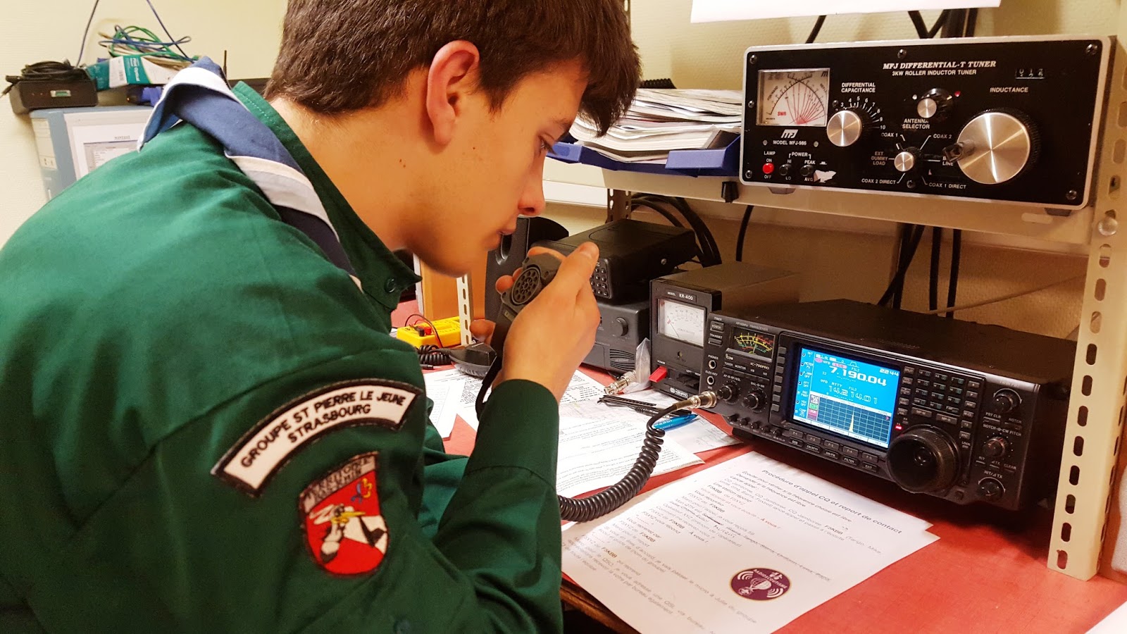 F5IRO Freddy: 55 scouts au 1er atelier national Radioamateur