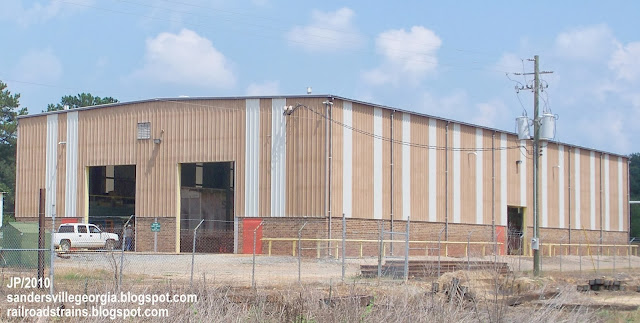 RAILROAD Freight Train Locomotive Engine EMD GE Boxcar BNSF,CSX,FEC ...