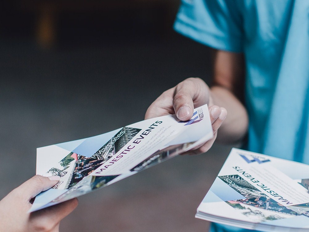 Sebar Brosur Yang Efektif