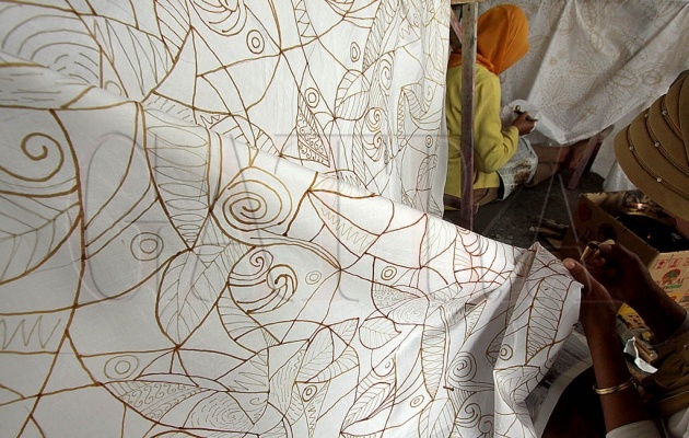 BATIK MBAKO TEMANGGUNG: ARCOM SOEKARNO & BATIK MBAKO