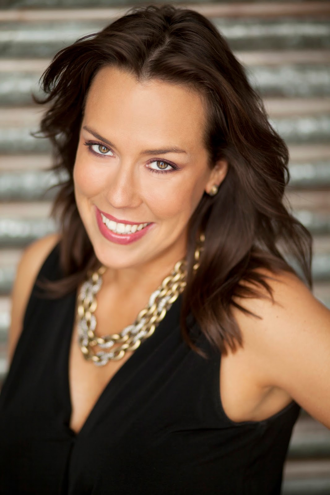 Amanda Sears / Publicity Photo Preview - Krista Lee Photography