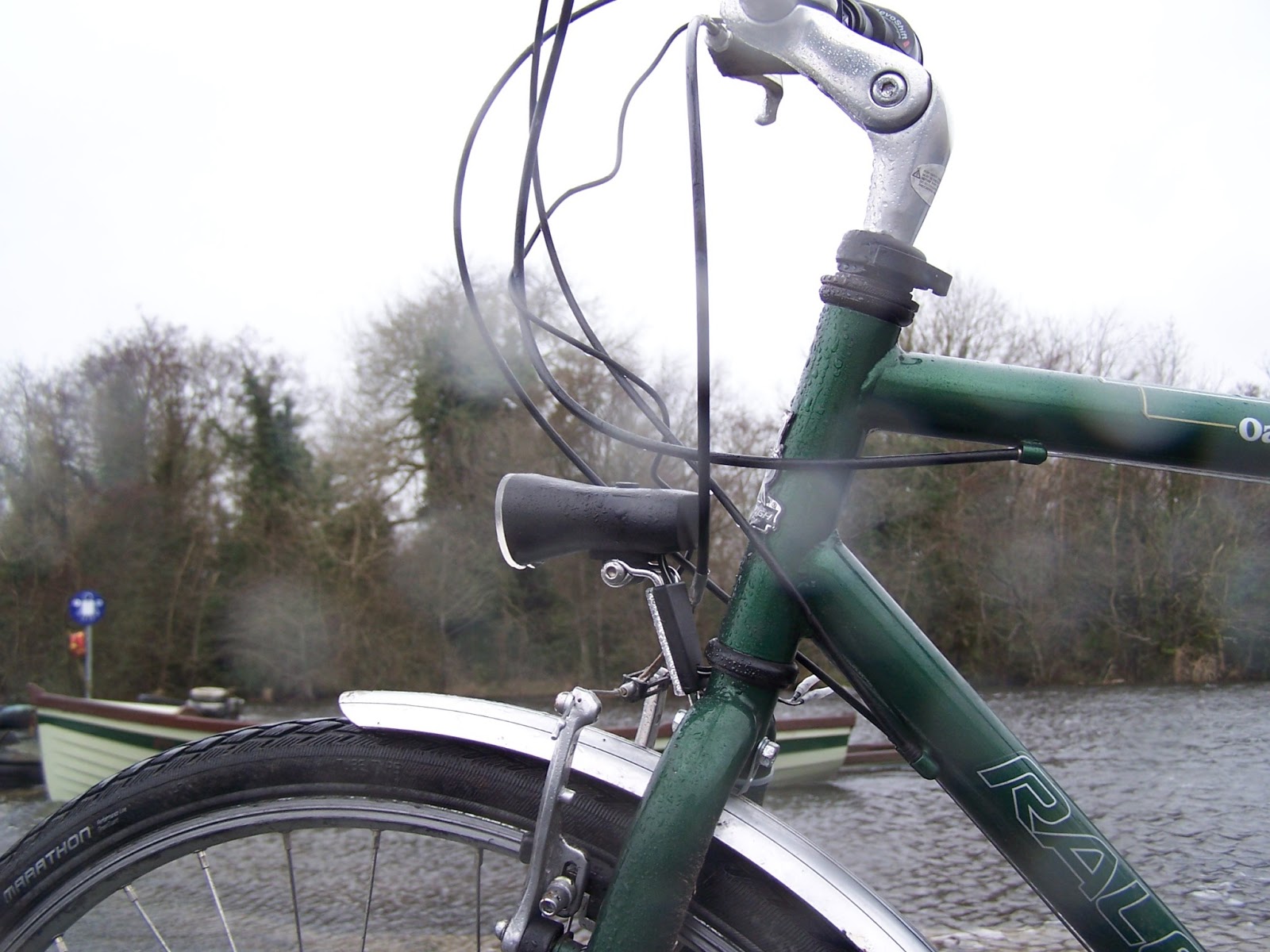 The Backwoodsman: Philips SafeRide LED Bikelight Dynamo 60 Lux Reviewed