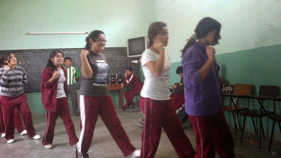 Opinando sobre la danza folclórica "La contradanza"