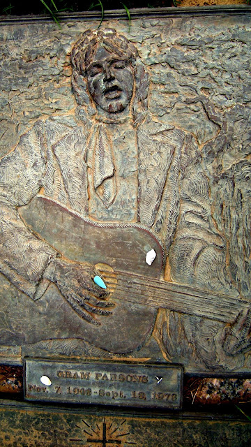 Anatomy Of A Photo: Gram's Grave, My Pick