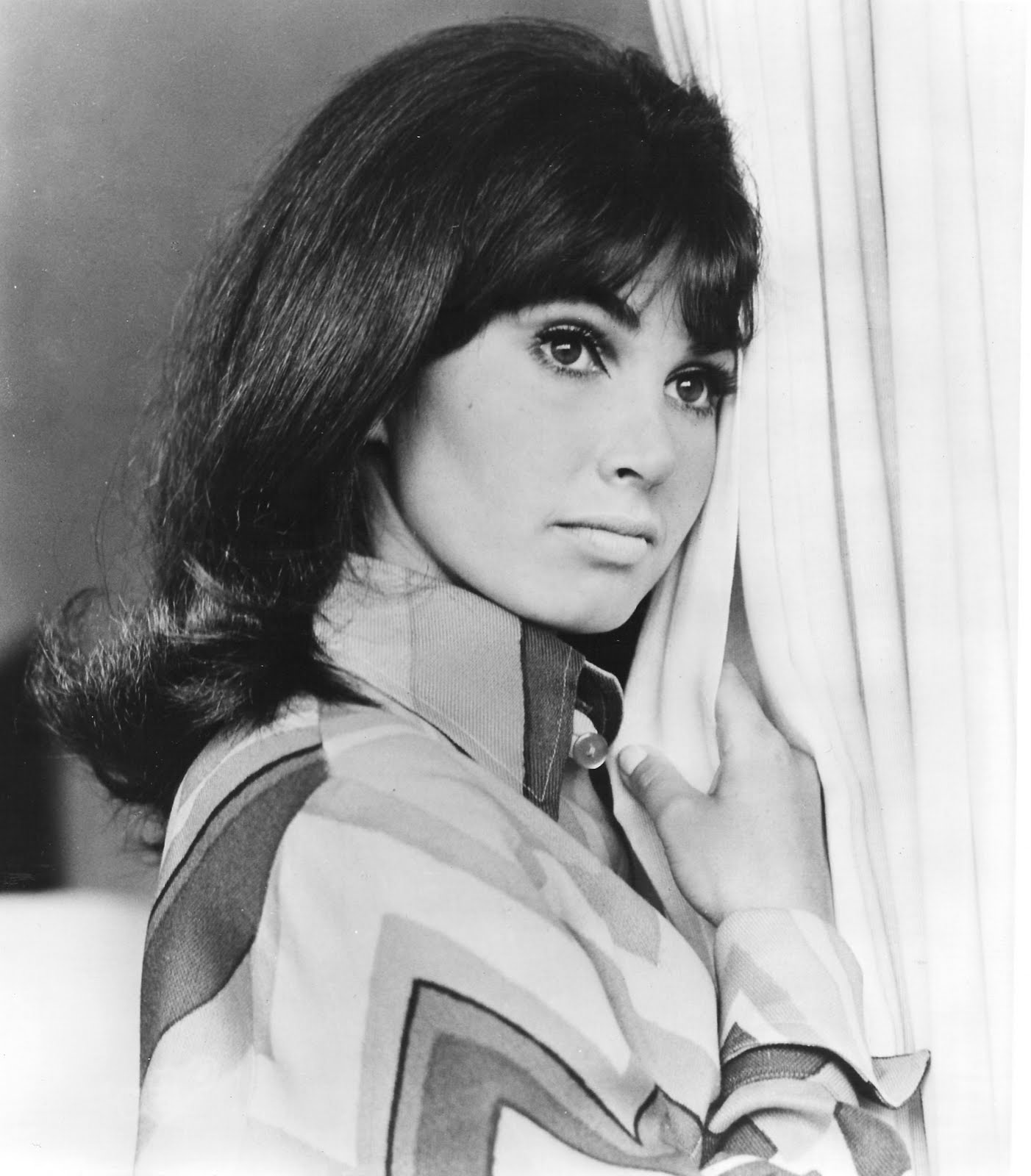 Classic Film and TV Café: A Tribute to ABC's Chord-rippin', Hip-Shakin ...