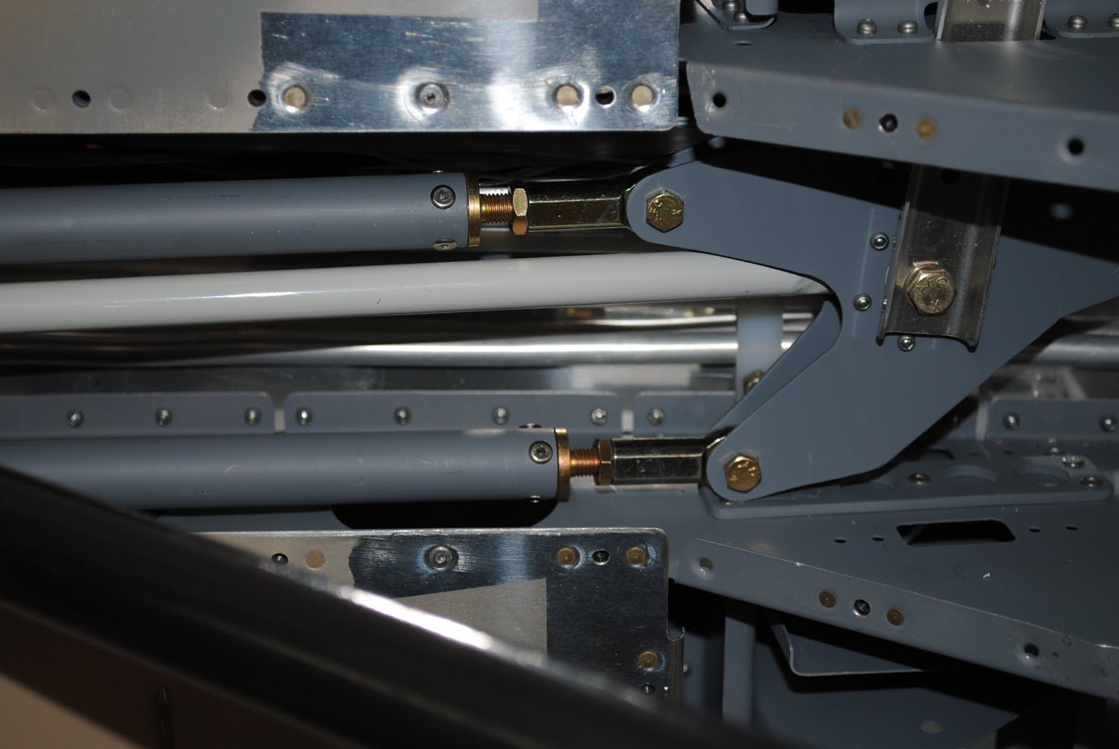 RV-12 Builder in Sandy, UT: Flaperon Pushrods