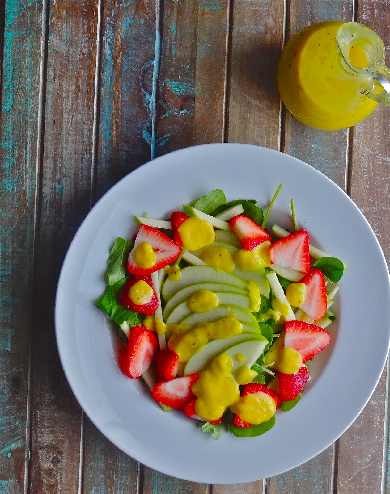 Mango poppy seeds vinaigrette