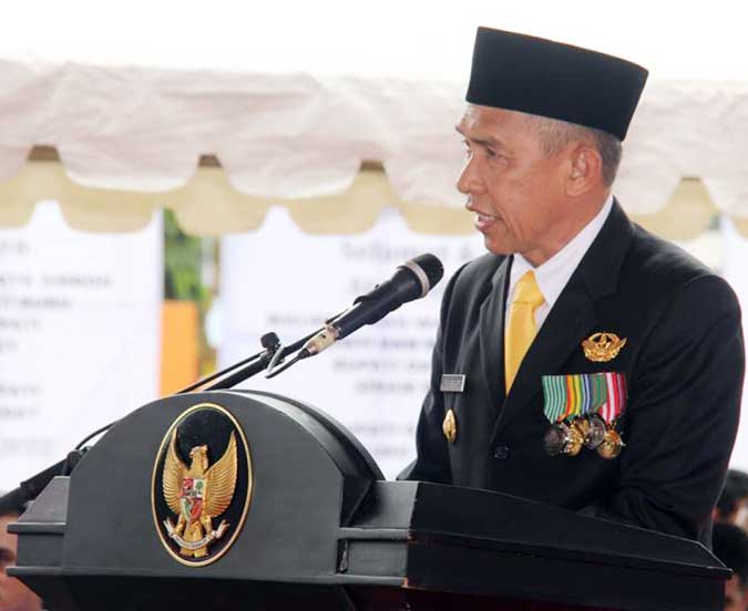 Gubernur Maluku Lantik 4 Kepala Daerah Kabupaten/Kota - Maluku Post