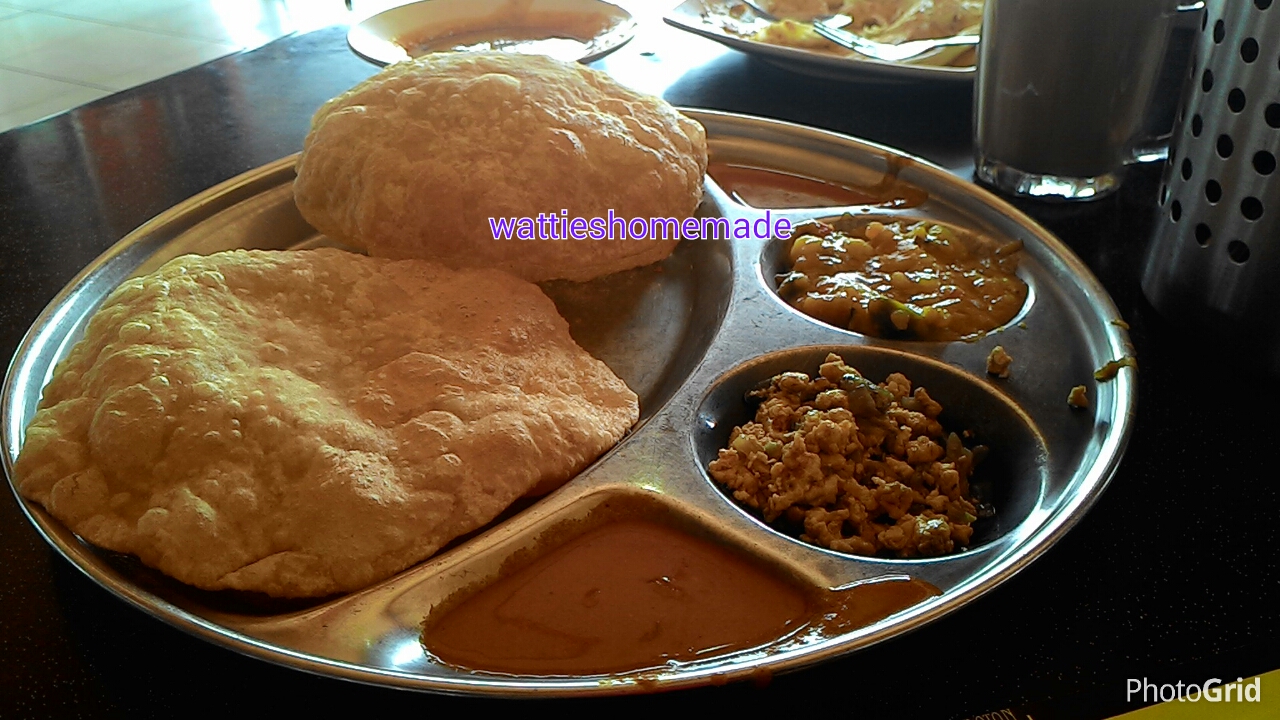Wattie's HomeMade: Indian Poori n masala tosai