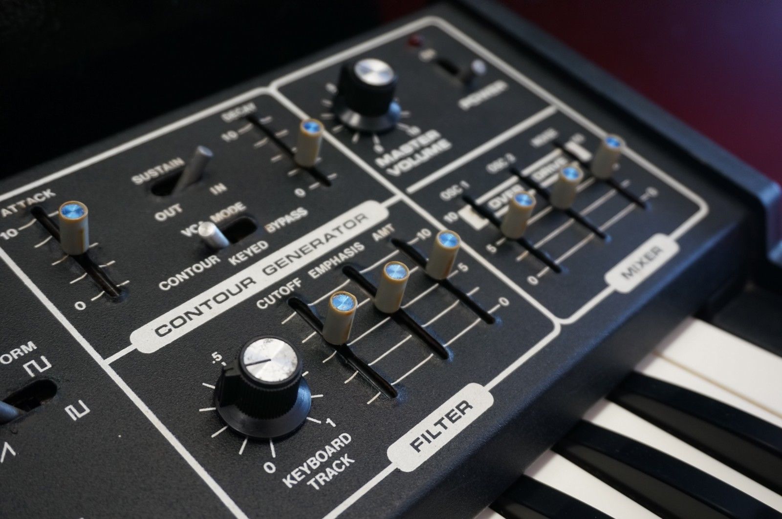 MATRIXSYNTH: Moog Rogue Vintage 80's Monophonic Analogue Synthesiser SN ...