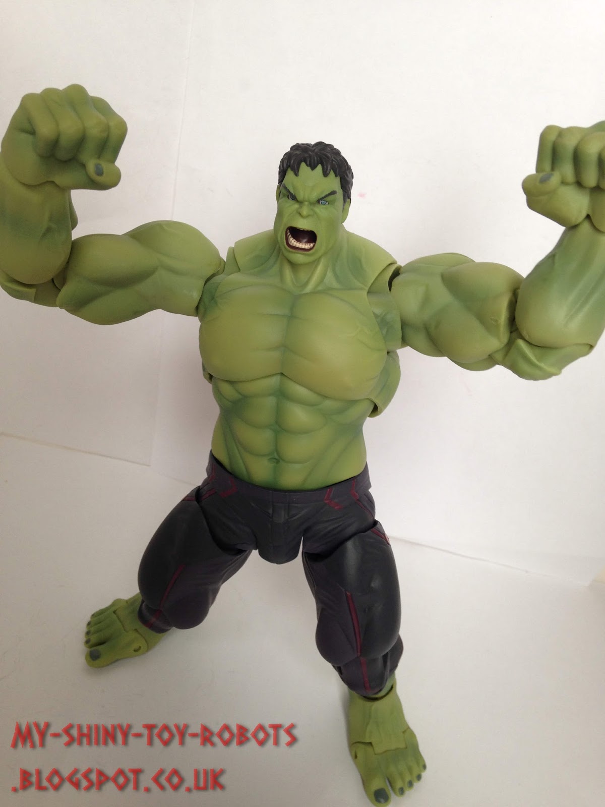 My Shiny Toy Robots: Toybox REVIEW: S.H. Figuarts Hulk