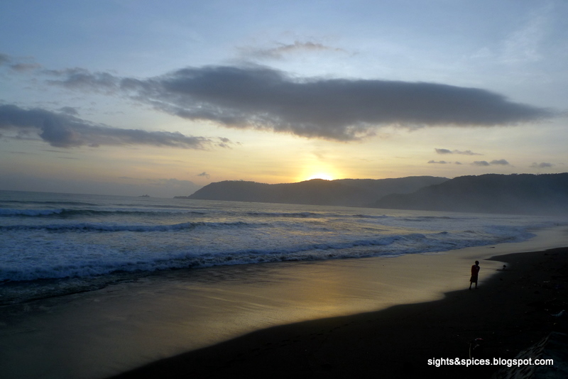 Sights and Spices: Sights: Surf's Up - BAGASBAS, LA UNION, BALER