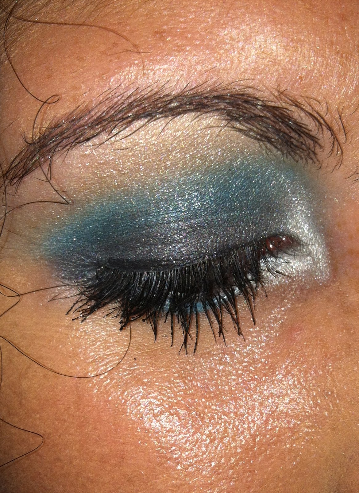 Lets makeup: Makeup Look of the Day: Party Rock Eyes!