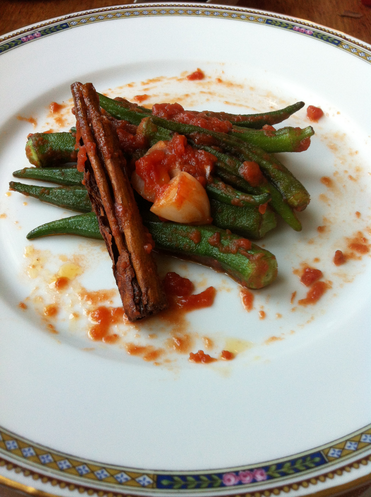 La mia cucina persiana: Bamieh (Okra) con Ossibuchi di Vitello ...