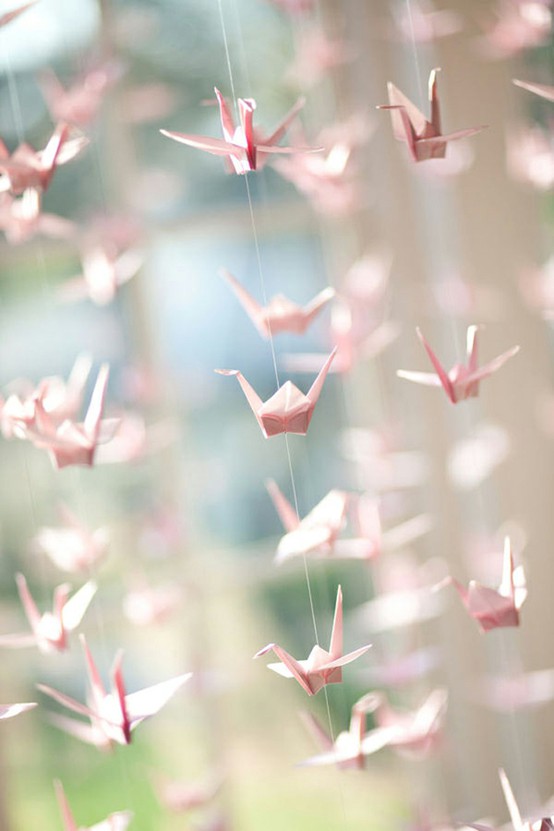 DramaticElegance: paper cranes