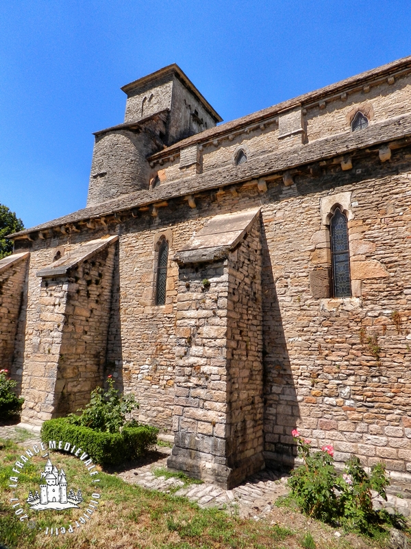 LA FRANCE MEDIEVALE: SAINT-ALBAIN (71) - Eglise Saint-Albain (XIIIe siècle)