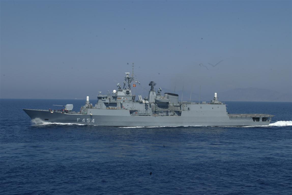 ΔΕΞΙΩΣΗ ΣΤΗΝ ΕΛΛΗΝΙΚΗ ΦΡΕΓΑΤΑ “ΨΑΡΑ” ΣΤΟ ΛΙΜΑΝΙ ΤΗΣ ΑΛΕΞΑΝΔΡΕΙΑΣ ...