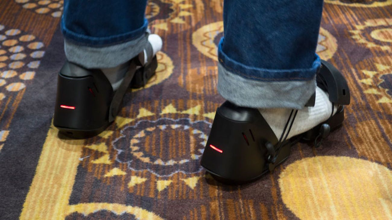 Google will create Motorized Shoes with VR Technology | Safe Link