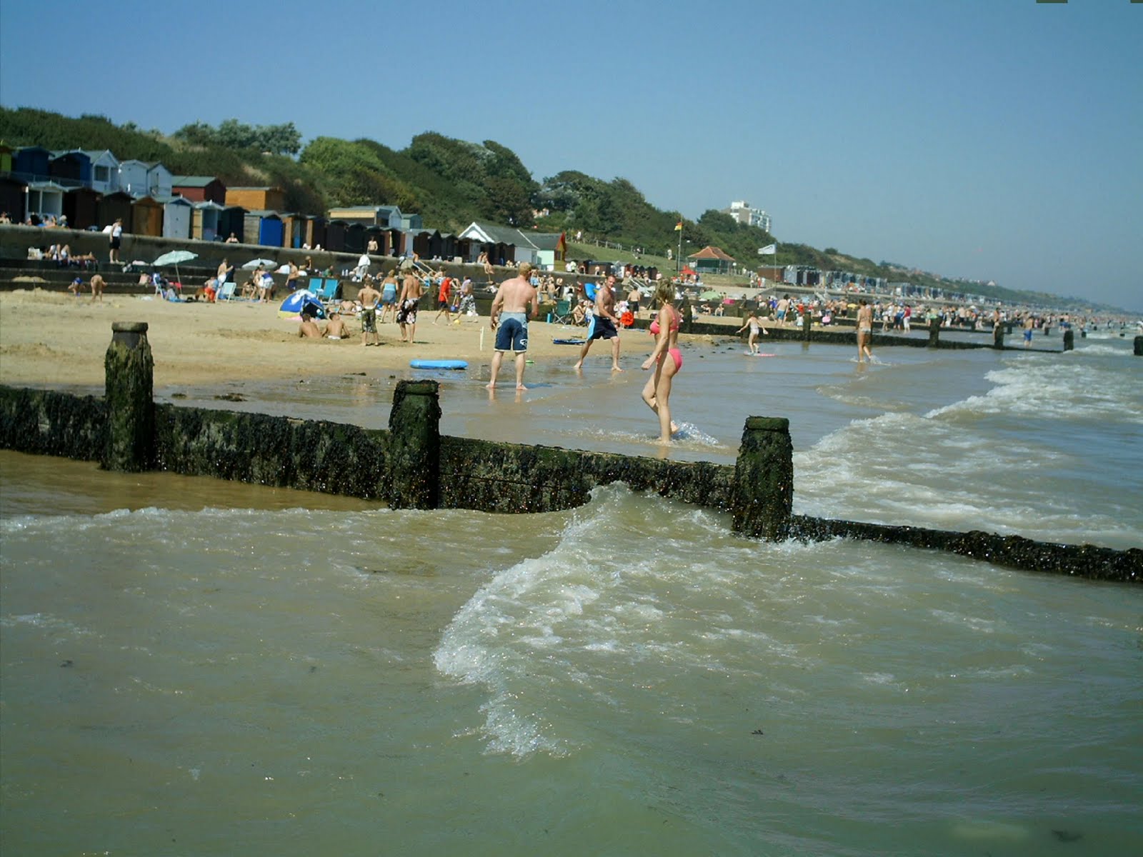 EXTOPIA: Frinton-On-Sea is The Place To Be