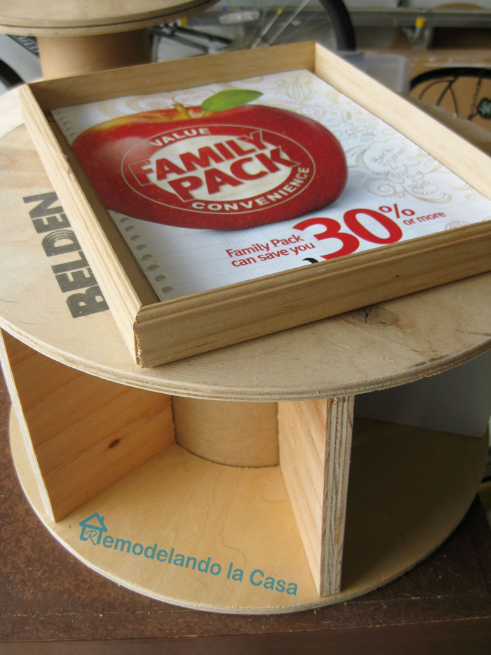 DIY - Wire Spool Desk Organizer - Remodelando la Casa