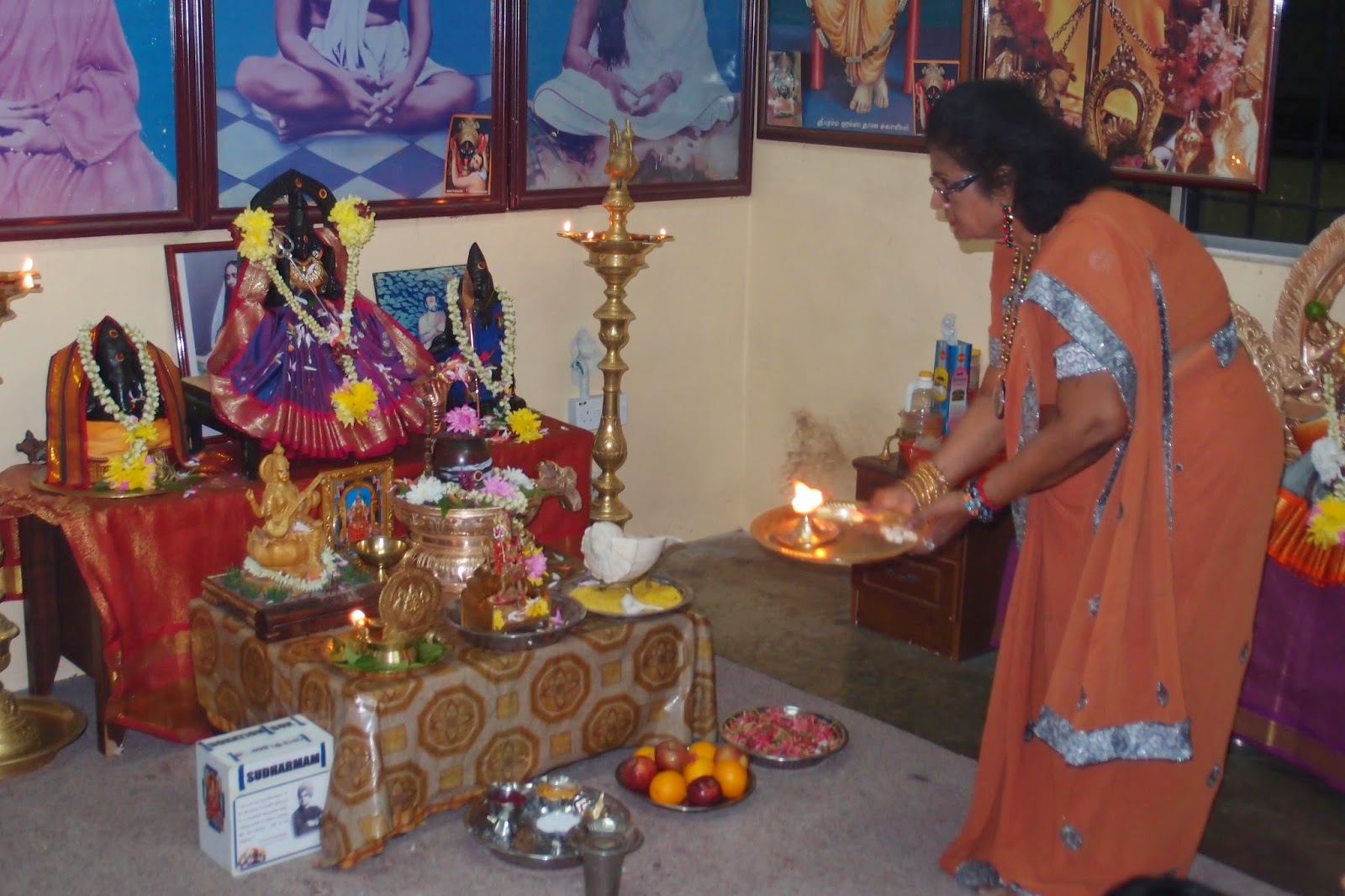 Datin Seri Indrani Samy Vellu visit Sri Saradha Devi Ashram