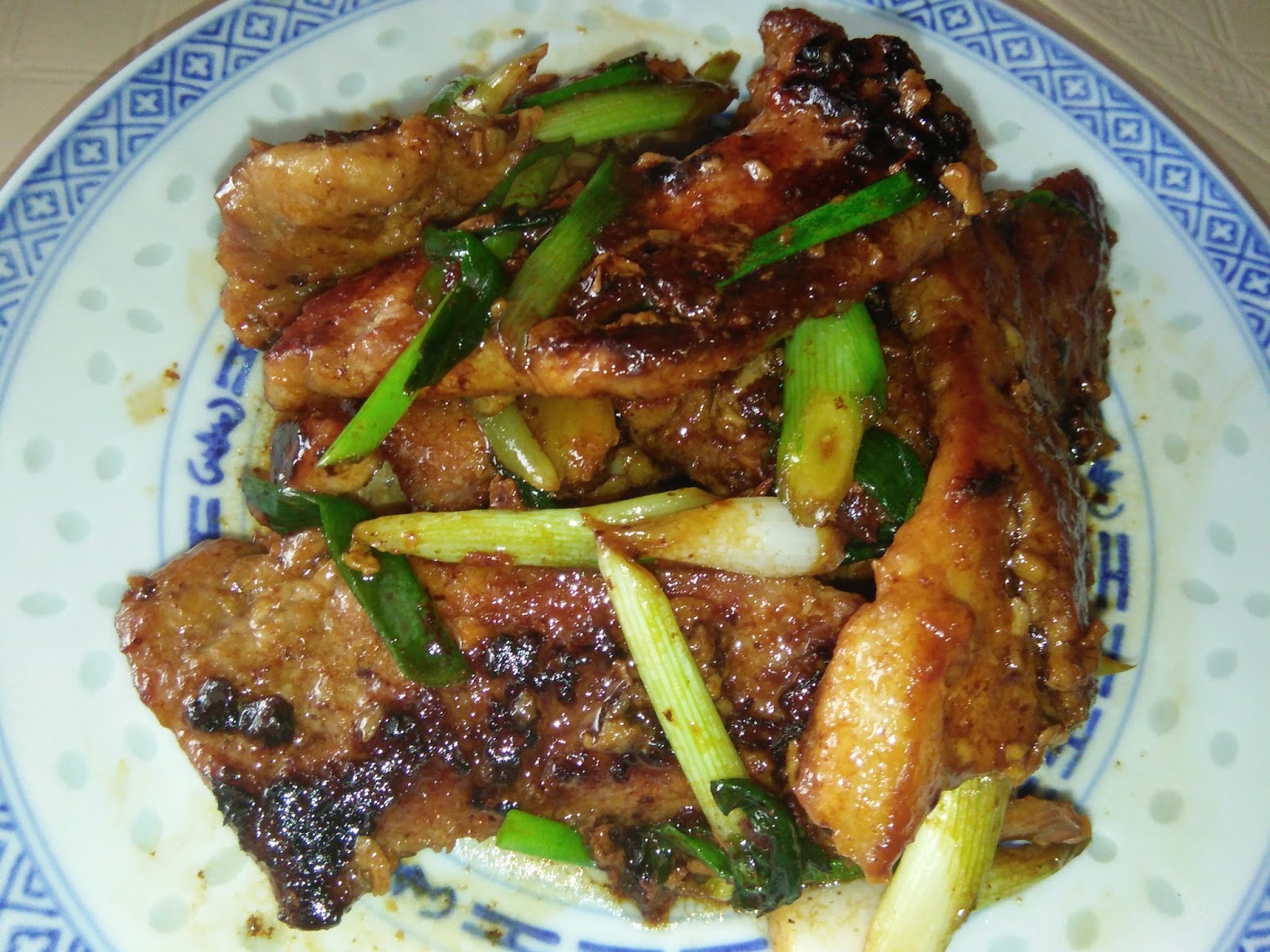 Cooking Pleasure: SAUTEED PORK WITH SPRING ONIONS