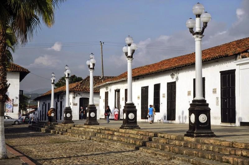 Una razón más : Girón (Santander)