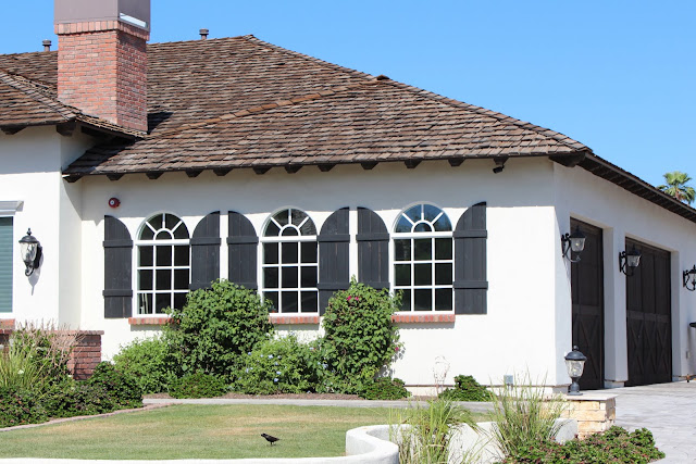 Curb Appeal : Garages