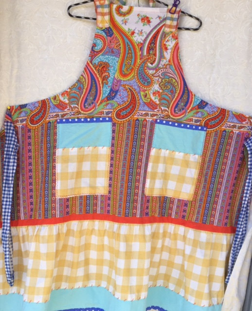 Sew Bee Mine: WEARABLE ART APRONS