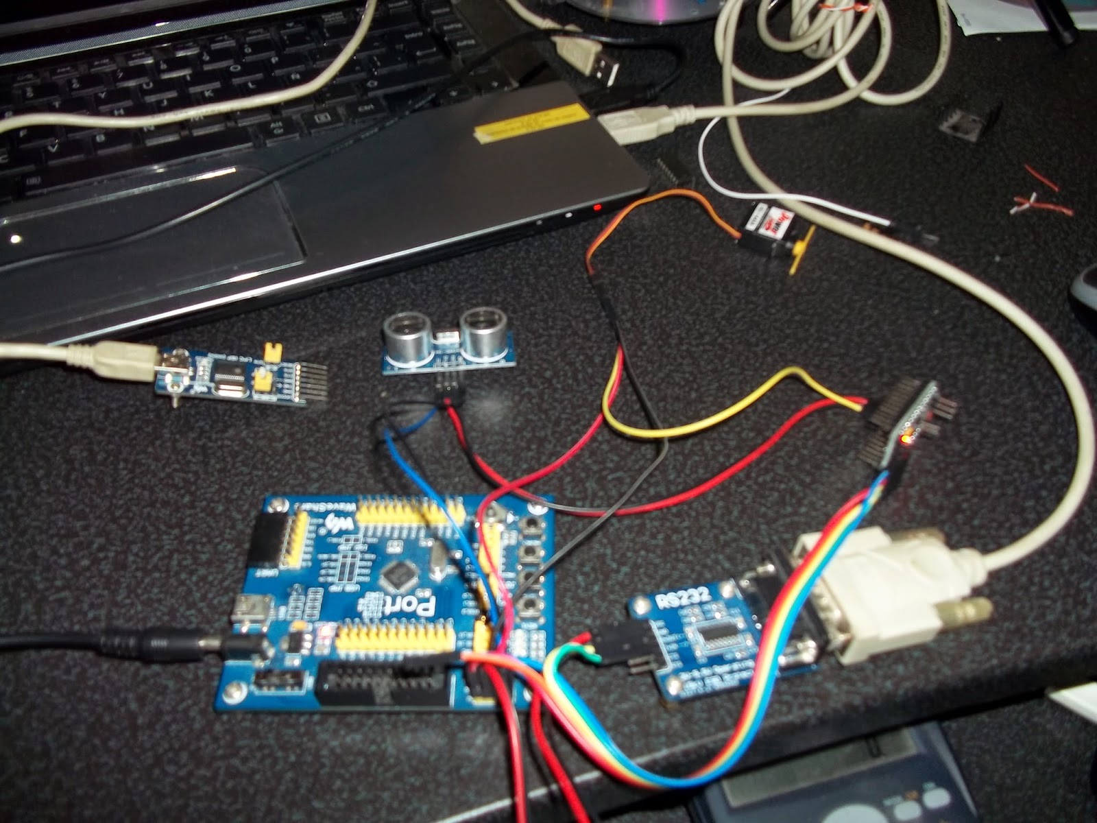 [Aporte] Arduino Robot | Foros de Electrónica