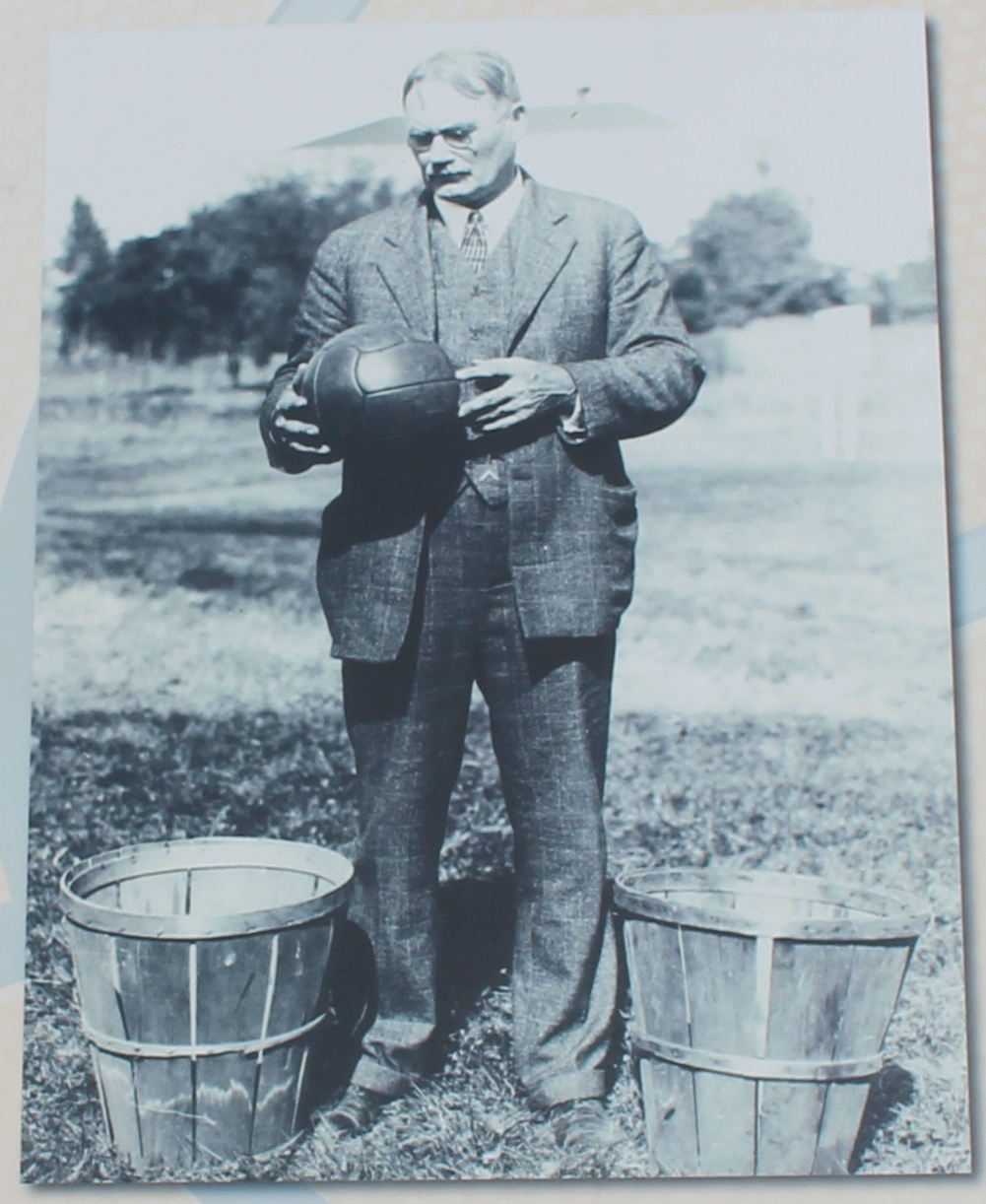 Memorials in Ottawa: Dr. James Naismith Statue