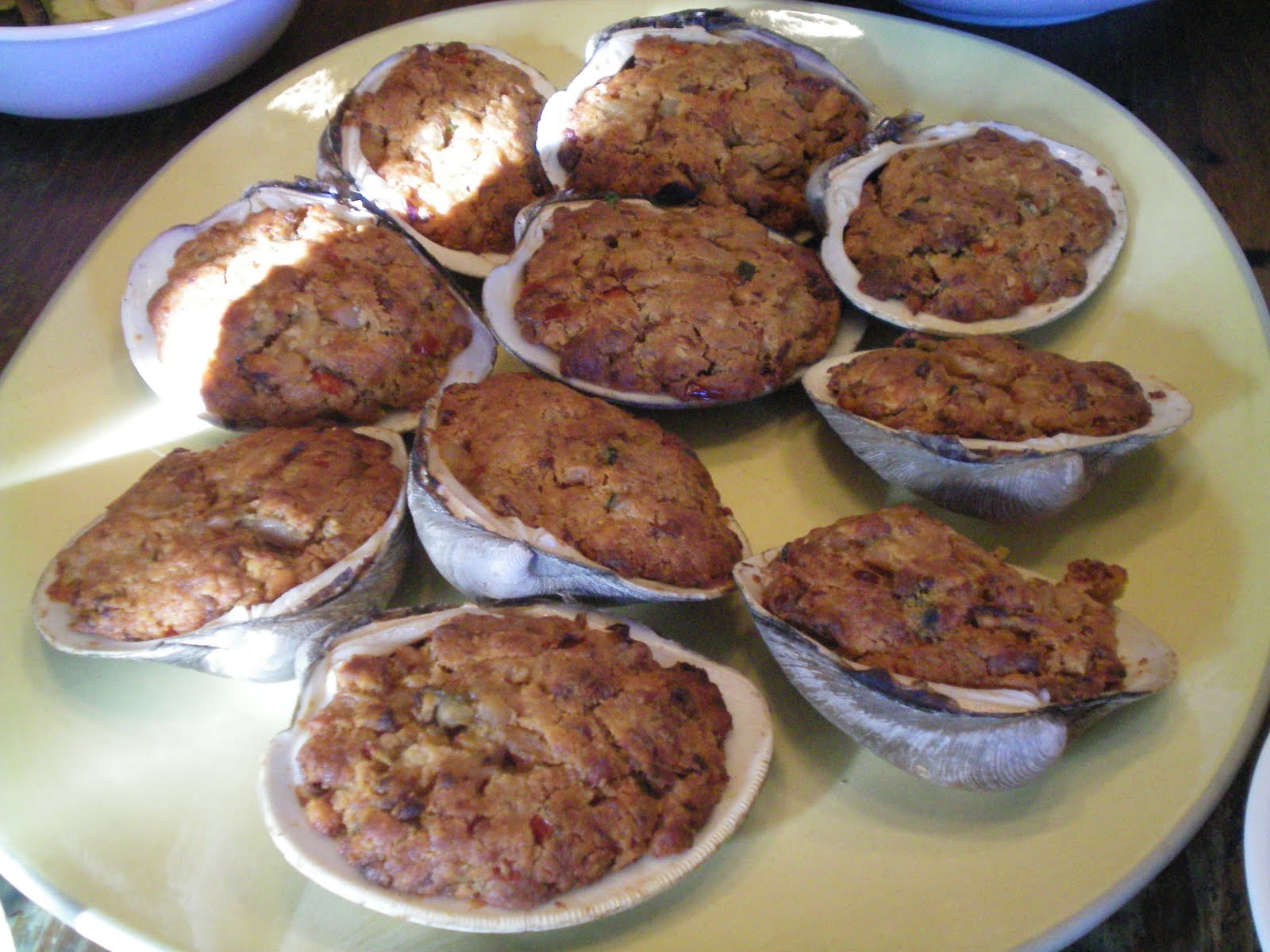 The new art of baking: New England Style Baked Stuffed Quahog