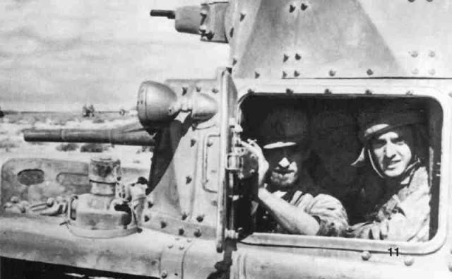 Armour force / Panssaroitu voima : M11/39 tank