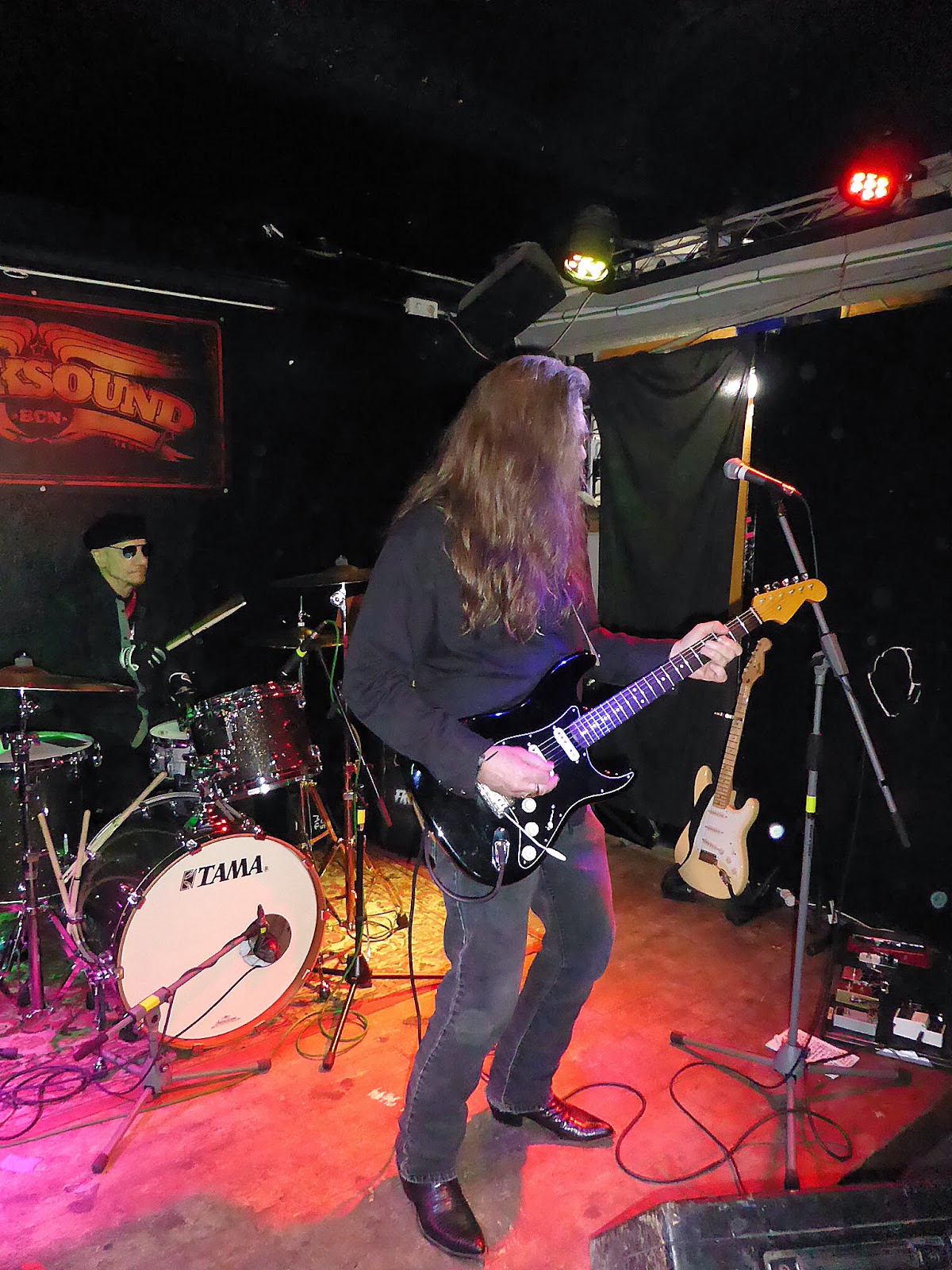 H M F A E : MICHAEL KATON