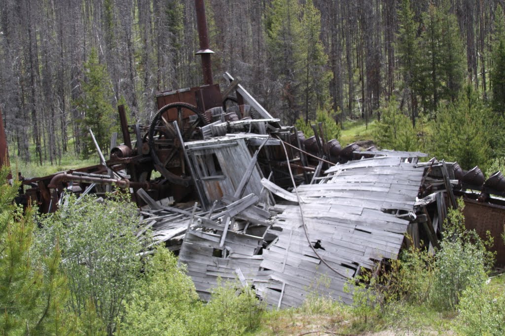 Knotty Pine Ranch: Warren, Idaho