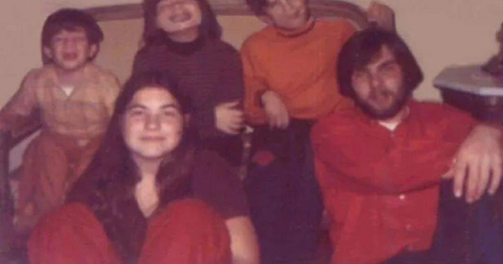 Picture of the DeFeo Family, Just Before the Amityville Horror ...