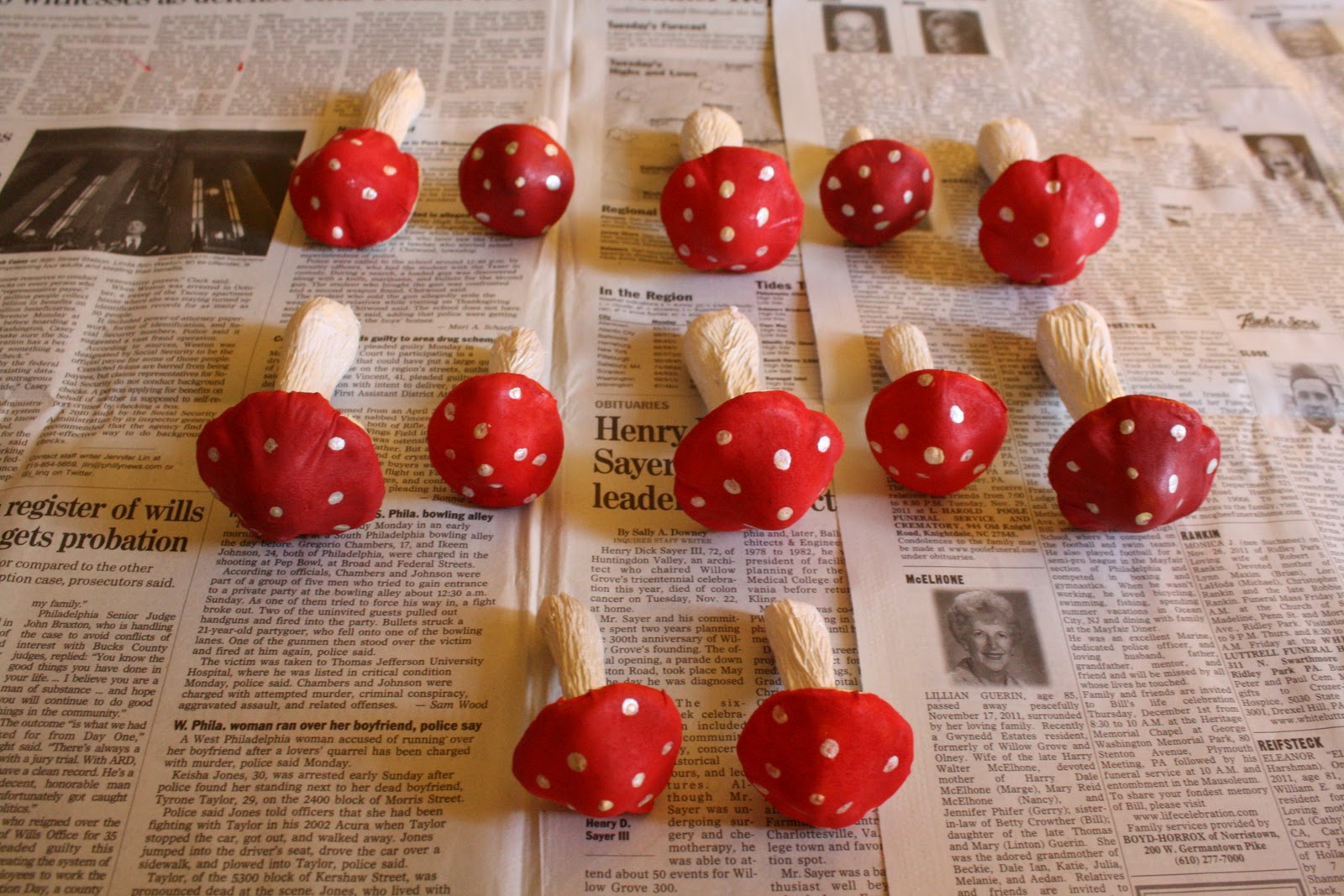Meet Me in Philadelphia: Christmas Craft #1: Toadstool Ornaments