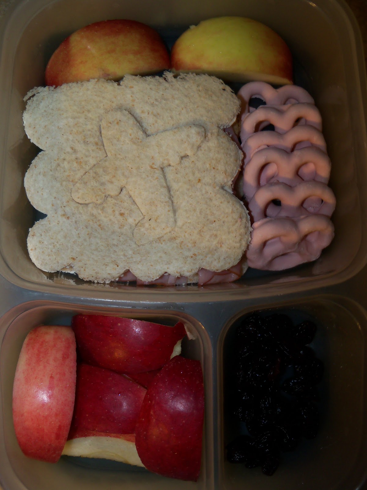 Lunches Fit For a Kid: Review & Giveaway: The Lunch Punch