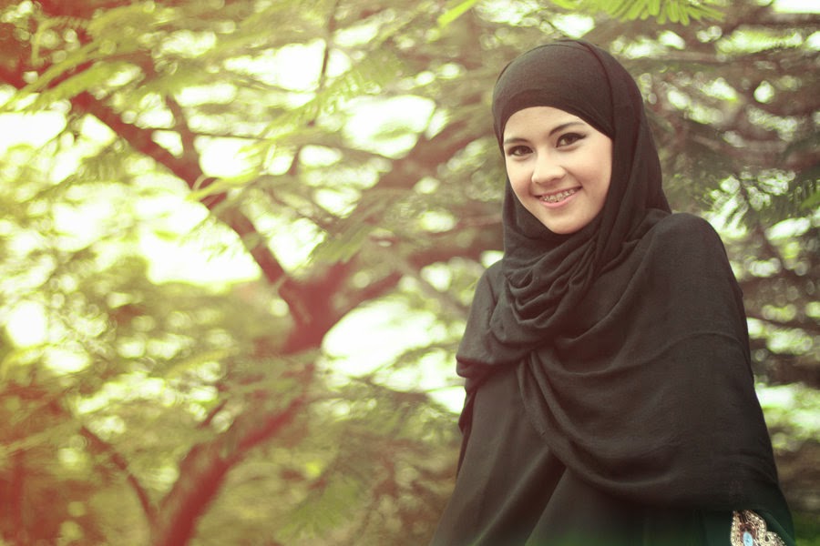 5 CC JHS 4: Pentingnya Hijab Bagi Kalangan Muslimah