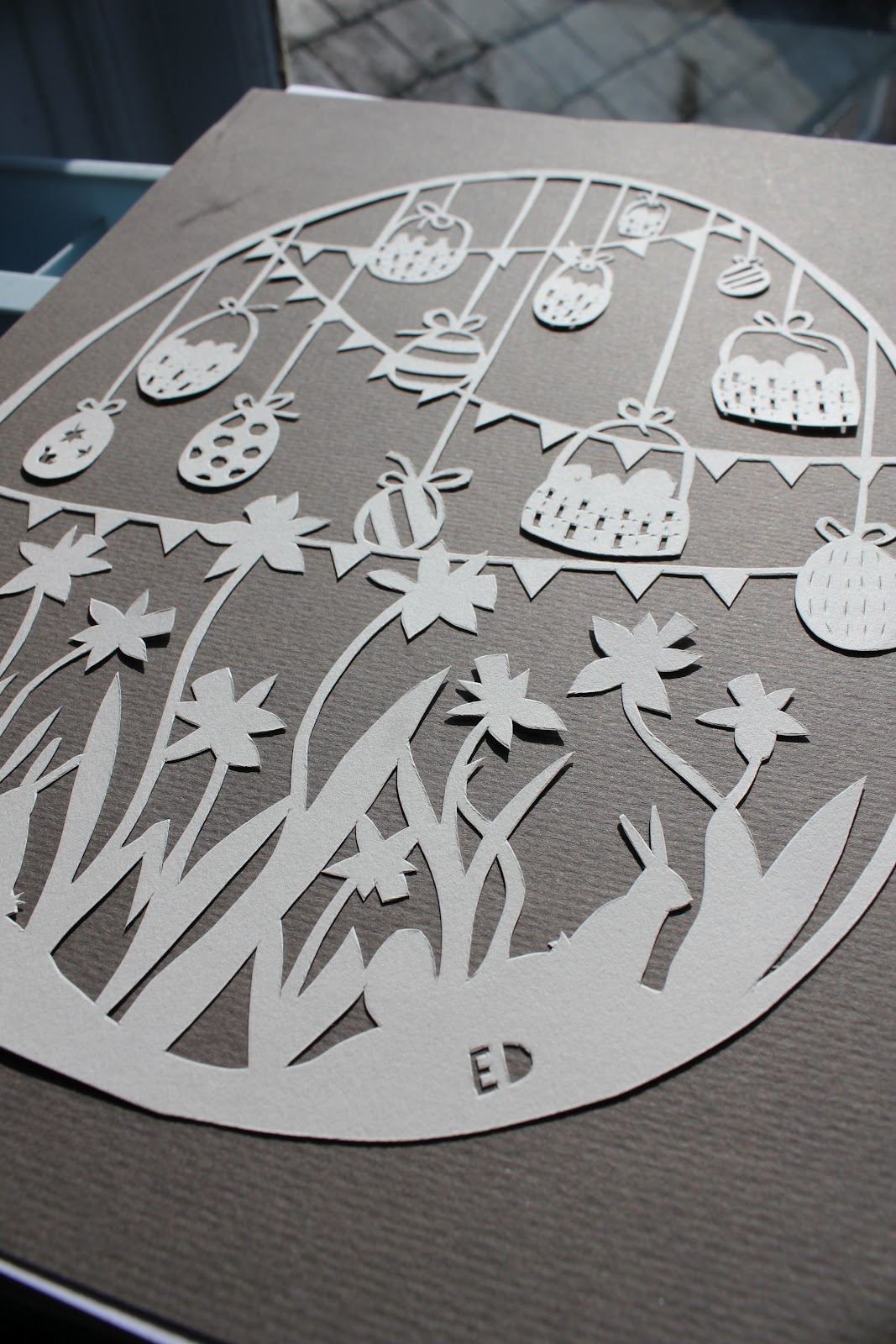 made by ED: easter egg paper cut...