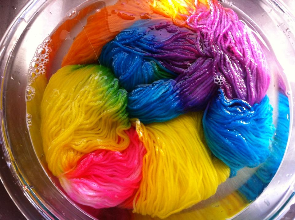 The Impatient Dyer: The first yarn I ever dyed