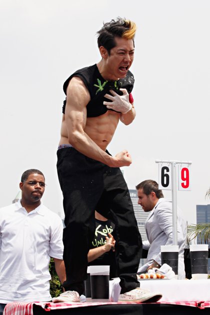 MUSCLANEOUS: Kobayashi Still Eating...Still Hot