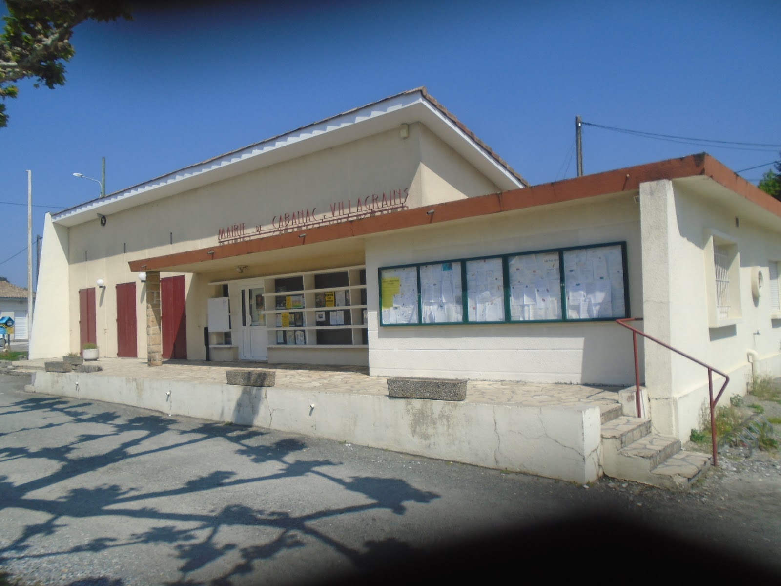 Architecture Moderniste et Art Deco en France: Mairie de Cabanac et ...
