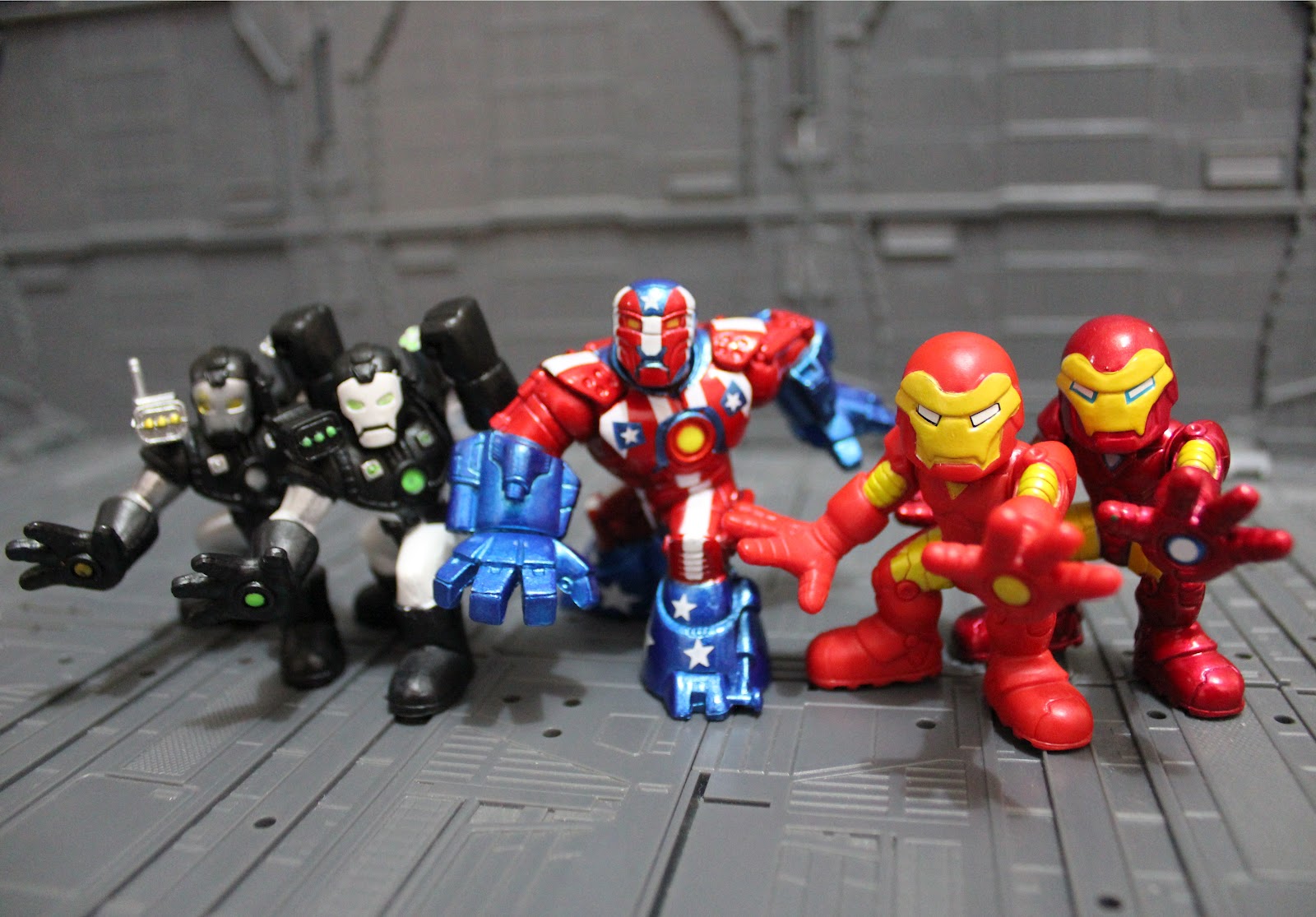 P-Dub's Playground: [Acquisitions] Super Hero Squad Iron Man & War ...