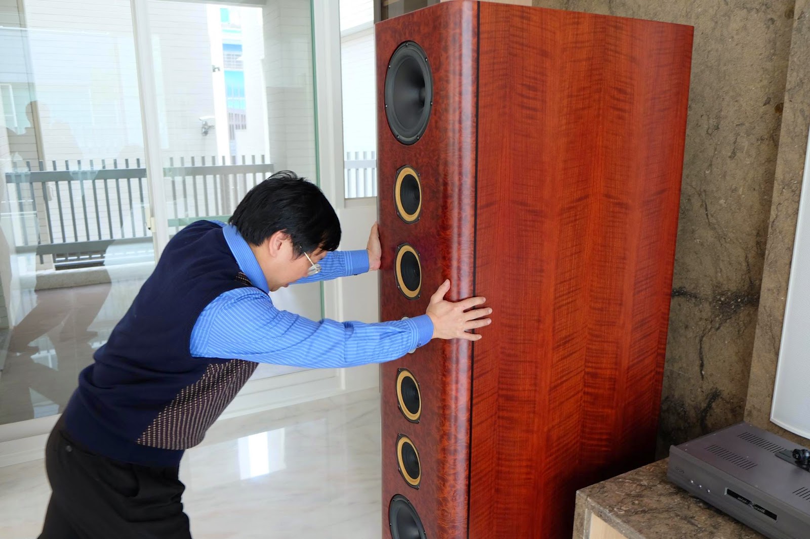 Mini Zenith mz-L3a JANE KELLY speakers instalation – M & S | Ultimate ...